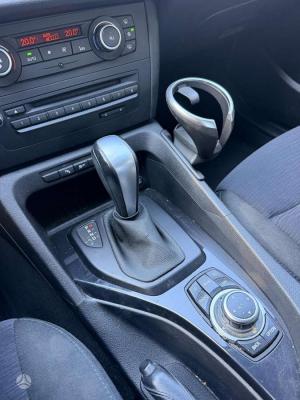 Grey BMW X1 2011 in Taurage, with an engine capacity of 2.00 L and mileage of 287 thousand km for 5150 €, photo 23 on AUTOMOTO.COM.LV