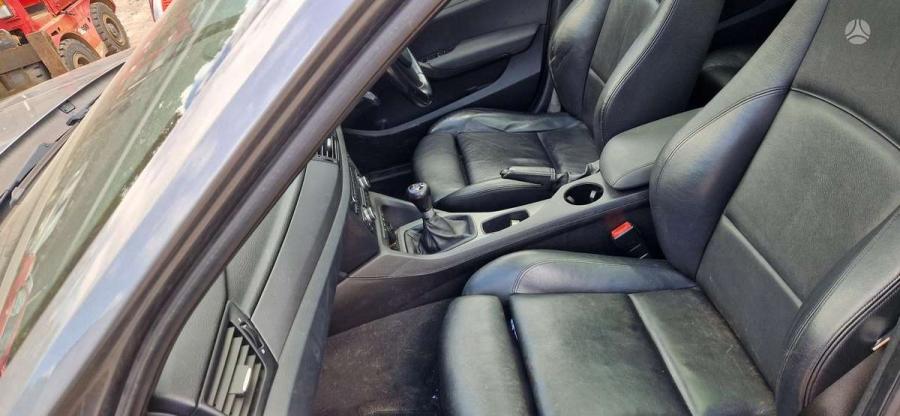 Pelēks BMW X1 2012 Prienai, ar dzinēja tilpumu 2.00 L un nobraukumu 150 tūkst. km par 3250 €, foto 10 vietnē AUTOMOTO.COM.LV