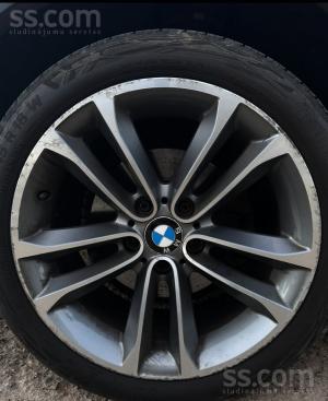 Grey BMW X1 2012 in Liepaja, with an engine capacity of 2.00 L and mileage of 293 thousand km for 7500 €, photo 9 on AUTOMOTO.COM.LV