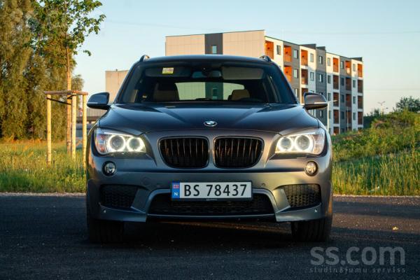 Pelēks BMW X1 2013 Jelgava, ar dzinēja tilpumu 2.00 L un nobraukumu 204 tūkst. km par 7890 €, foto 3 vietnē AUTOMOTO.COM.LV