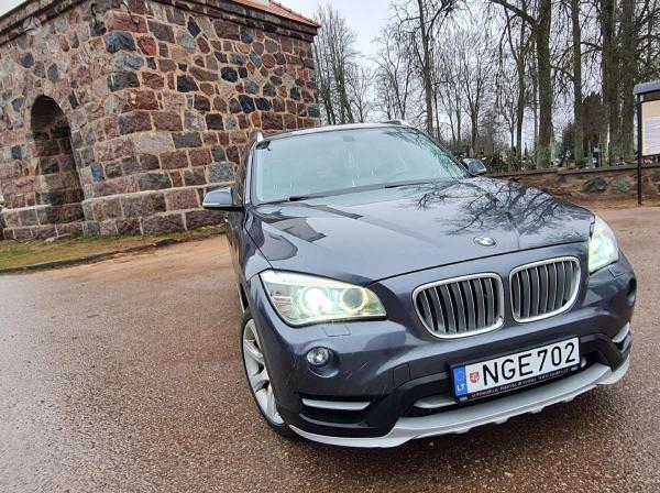 Grey BMW X1 2014 in Vilnius, with an engine capacity of 2.00 L and mileage of 199 thousand km for 10200 €, photo 4 on AUTOMOTO.COM.LV