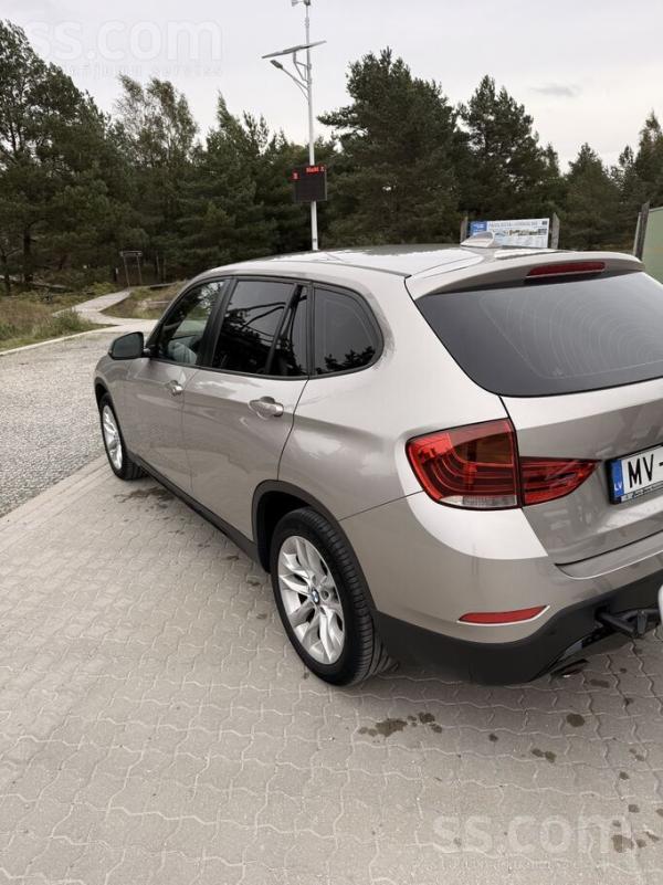 Grey BMW X1 2014 in Liepaja, with an engine capacity of 2.00 L and mileage of 215 thousand km for 9800 €, photo 3 on AUTOMOTO.COM.LV