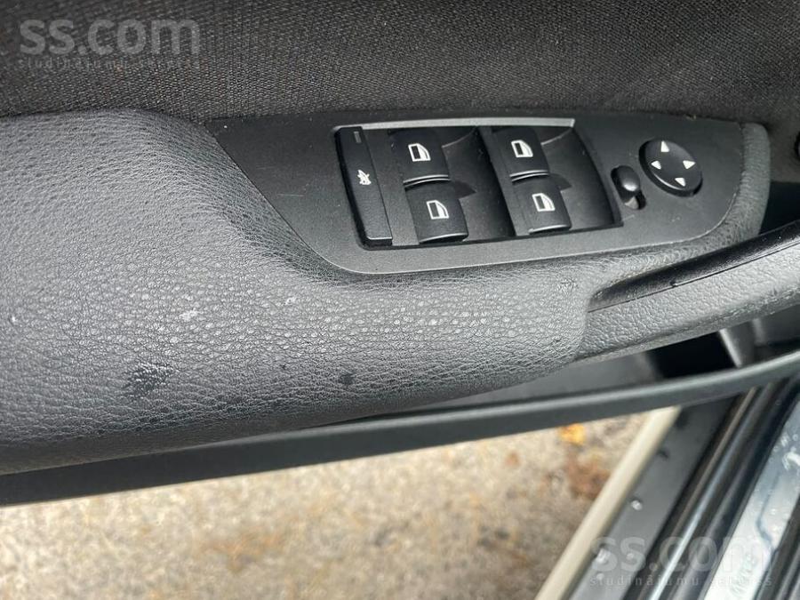 Pelēks BMW X1 2014 Rīga, ar dzinēja tilpumu 2.00 L un nobraukumu 0 tūkst. km par 10599 €, foto 23 vietnē AUTOMOTO.COM.LV