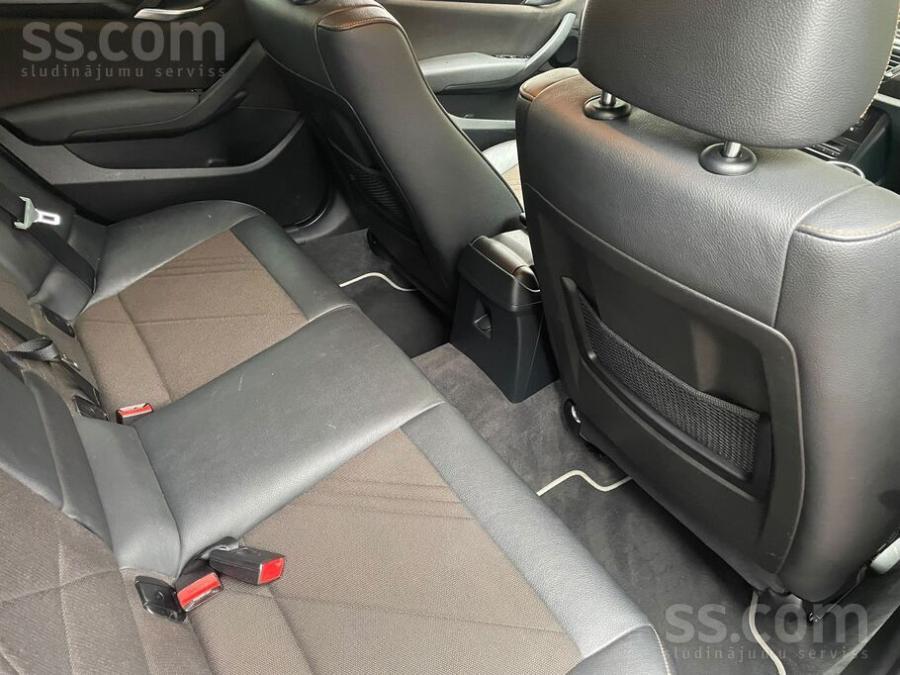 Pelēks BMW X1 2014 Rīga, ar dzinēja tilpumu 2.00 L un nobraukumu 0 tūkst. km par 10599 €, foto 24 vietnē AUTOMOTO.COM.LV