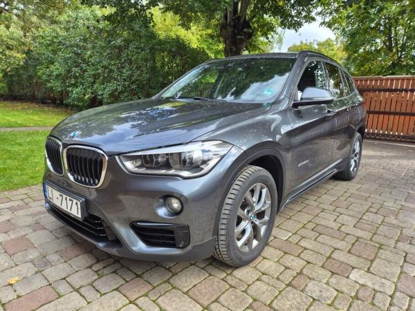Pelēks BMW X1 2016 Rīga, ar dzinēja tilpumu 2.00 L un nobraukumu 160 tūkst. km par 13600 €, foto 1 vietnē AUTOMOTO.COM.LV