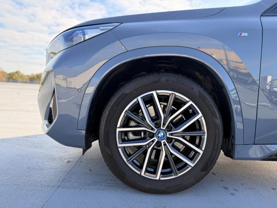 Grey BMW X1 2023 in Riga, with an engine capacity of 0.10 L and mileage of 26 thousand km for 35900 €, photo 12 on AUTOMOTO.COM.LV