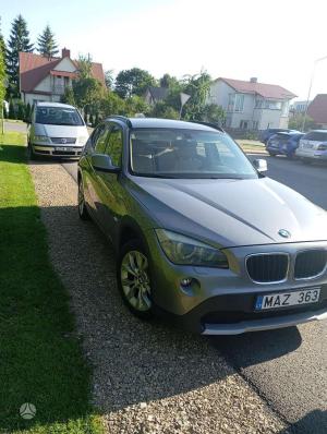 Grey BMW X1 2011 in Panevezys, with an engine capacity of 2.00 L and mileage of 273 thousand km for 6100 €, photo 1 on AUTOMOTO.COM.LV