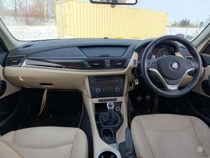 Pelēks BMW X1 2014 Alīta, ar dzinēja tilpumu 2.00 L un nobraukumu 260 tūkst. km par 3700 €, foto 13 vietnē AUTOMOTO.COM.LV