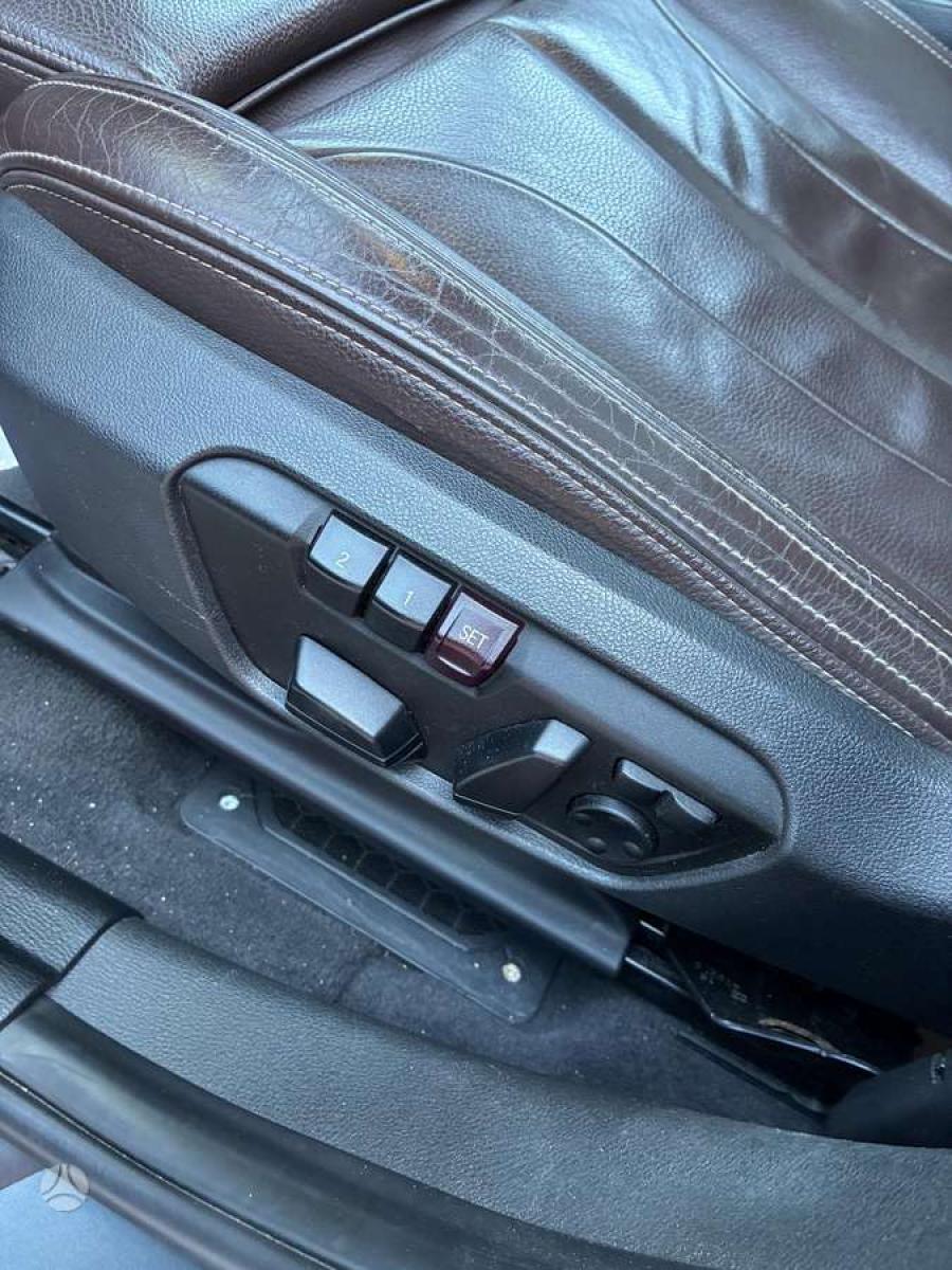 Pelēks BMW X1 2017 Klaipėda, ar dzinēja tilpumu 2.00 L un nobraukumu 168 tūkst. km par 13795 €, foto 13 vietnē AUTOMOTO.COM.LV