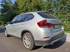 Pelēks BMW X1 2012 Viļņa, ar dzinēja tilpumu 2.00 L un nobraukumu 175 tūkst. km par 7300 €, foto 7 vietnē AUTOMOTO.COM.LV
