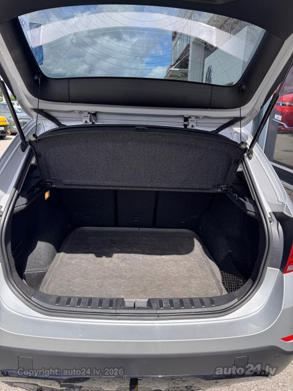 Grey BMW X1 2013 in Viljandi, with an engine capacity of 2.00 L and mileage of 226 thousand km for 7490 €, photo 9 on AUTOMOTO.COM.LV
