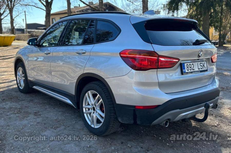 Grey BMW X1 2018 in Tallinn, with an engine capacity of 2.00 L and mileage of 129 thousand km for 17500 €, photo 4 on AUTOMOTO.COM.LV