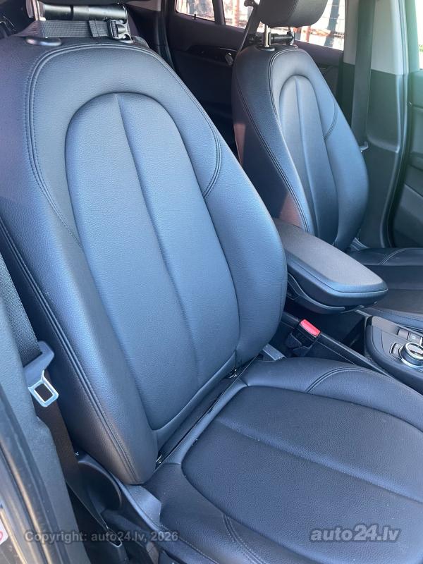Pelēks BMW X1 2018 Tallina, ar dzinēja tilpumu 1.50 L un nobraukumu 165 tūkst. km par 15500 €, foto 8 vietnē AUTOMOTO.COM.LV