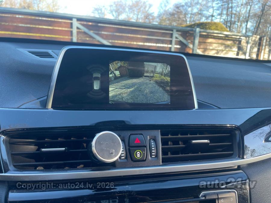 Grey BMW X1 2018 in Tallinn, with an engine capacity of 1.50 L and mileage of 165 thousand km for 15500 €, photo 13 on AUTOMOTO.COM.LV