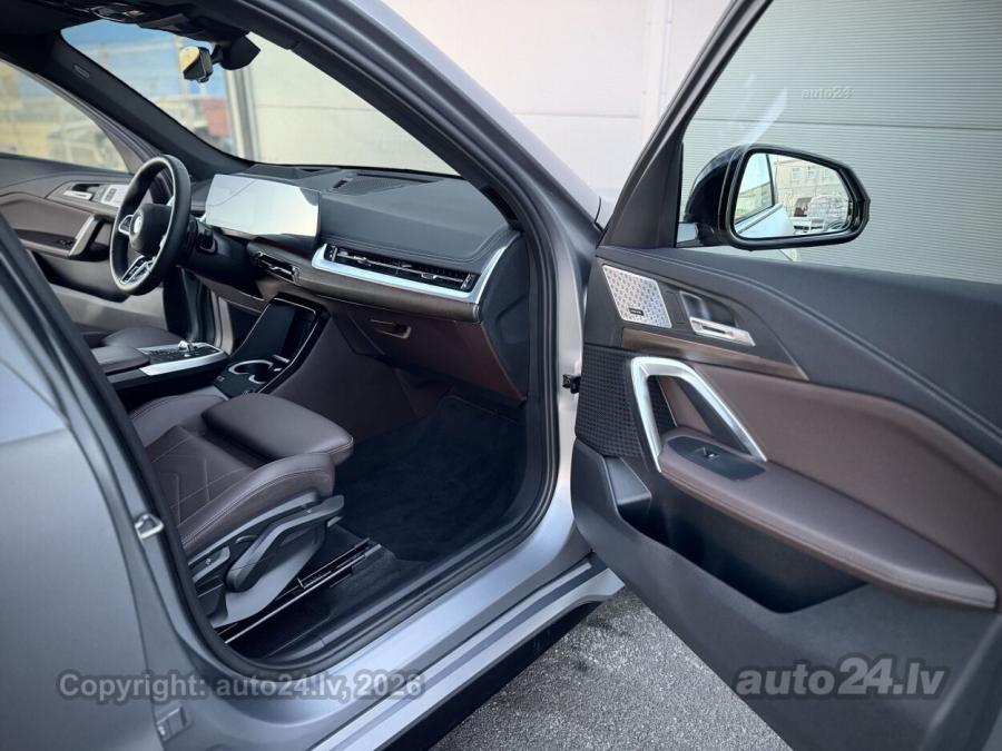 Grey BMW X1 2023 in Tallinn, with an engine capacity of 2.00 L and mileage of 56 thousand km for 45900 €, photo 8 on AUTOMOTO.COM.LV