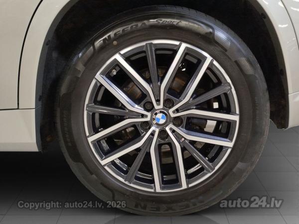 Pelēks BMW X1 2023 Tallina, ar dzinēja tilpumu 1.50 L un nobraukumu 90 tūkst. km par 32990 €, foto 8 vietnē AUTOMOTO.COM.LV