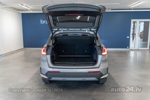 Grey BMW X1 2026 in Tallinn, with an engine capacity of 1.50 L and mileage of 10 thousand km for 37900 €, photo 6 on AUTOMOTO.COM.LV