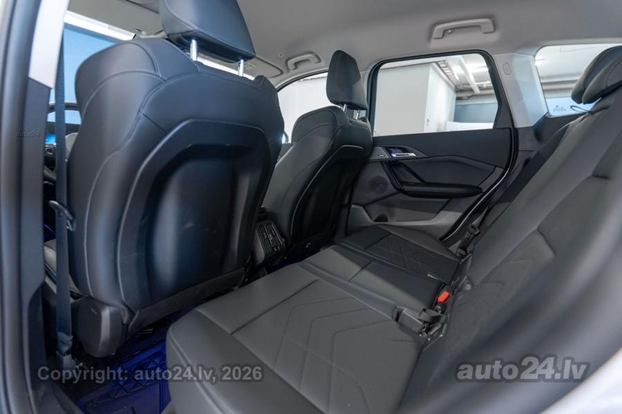 Pelēks BMW X1 2026 Tallina, ar dzinēja tilpumu 1.50 L un nobraukumu 10 tūkst. km par 37900 €, foto 14 vietnē AUTOMOTO.COM.LV