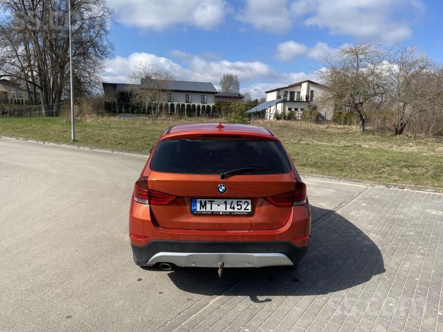 Oranžs BMW X1 2012 Dobele, ar dzinēja tilpumu 2.00 L un nobraukumu 226 tūkst. km par 8500 €, foto 5 vietnē AUTOMOTO.COM.LV