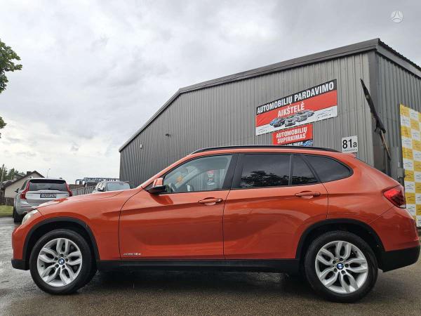 Orange BMW X1 2012 in Siauliai, with an engine capacity of 2.00 L and mileage of 282 thousand km for 8750 €, photo 9 on AUTOMOTO.COM.LV