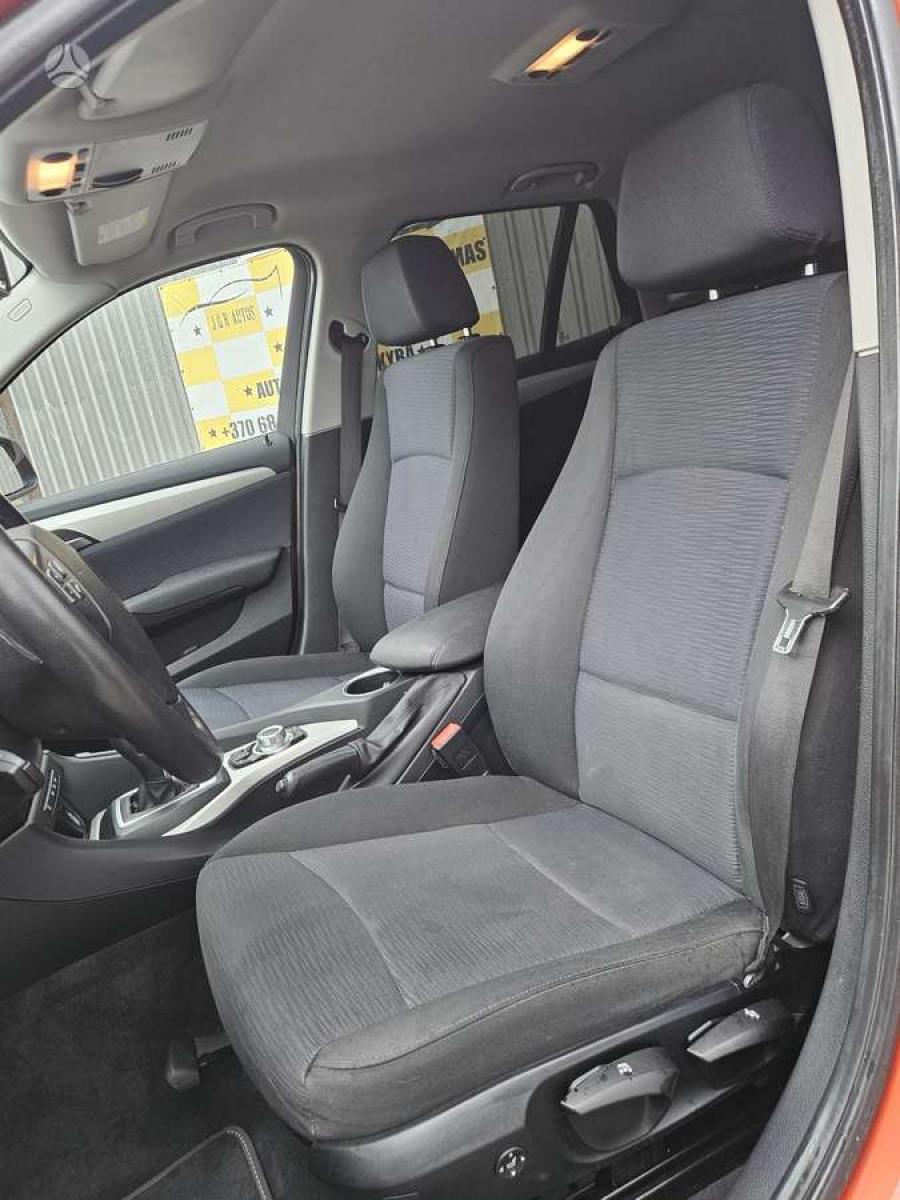 Orange BMW X1 2012 in Siauliai, with an engine capacity of 2.00 L and mileage of 282 thousand km for 8750 €, photo 14 on AUTOMOTO.COM.LV