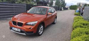 Oranžs BMW X1 2012 Viļņa, ar dzinēja tilpumu 2.00 L un nobraukumu 163 tūkst. km par 5900 €, foto  vietnē AUTOMOTO.COM.LV