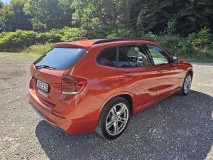 Orange BMW X1 2014 in Marijampole, with an engine capacity of 2.00 L and mileage of 215 thousand km for 10700 €, photo 5 on AUTOMOTO.COM.LV