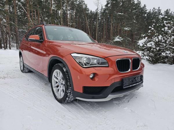 Orange BMW X1 2014 in Ukmerge, with an engine capacity of 2.00 L and mileage of 237 thousand km for 6999 €, photo 1 on AUTOMOTO.COM.LV