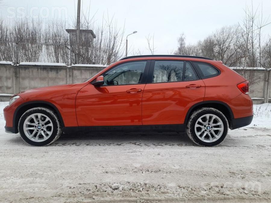 Orange BMW X1 2014 in Riga, with an engine capacity of 2.00 L and mileage of 237 thousand km for 9300 €, photo 1 on AUTOMOTO.COM.LV