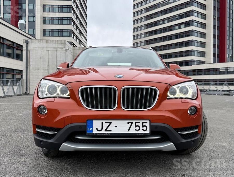 Oranžs BMW X1 2014 Rīga, ar dzinēja tilpumu 2.00 L un nobraukumu 98 tūkst. km par 12500 €, foto 5 vietnē AUTOMOTO.COM.LV