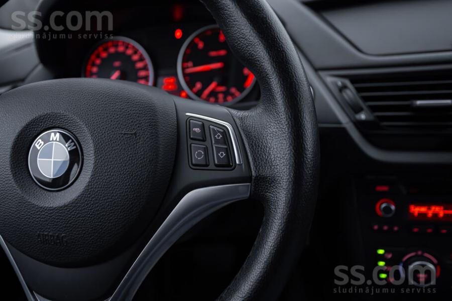 Oranžs BMW X1 2014 Jelgava, ar dzinēja tilpumu 2.00 L un nobraukumu 211 tūkst. km par 9900 €, foto 15 vietnē AUTOMOTO.COM.LV