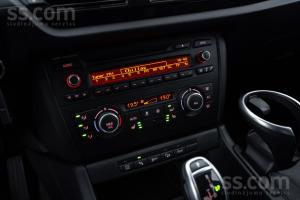 Oranžs BMW X1 2014 Jelgava, ar dzinēja tilpumu 2.00 L un nobraukumu 211 tūkst. km par 9900 €, foto 21 vietnē AUTOMOTO.COM.LV