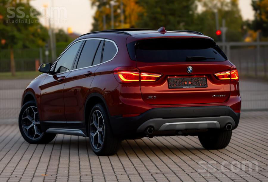 Orange BMW X1 2018 in Riga, with an engine capacity of 2.50 L and mileage of 0 thousand km for 17900 €, photo 7 on AUTOMOTO.COM.LV