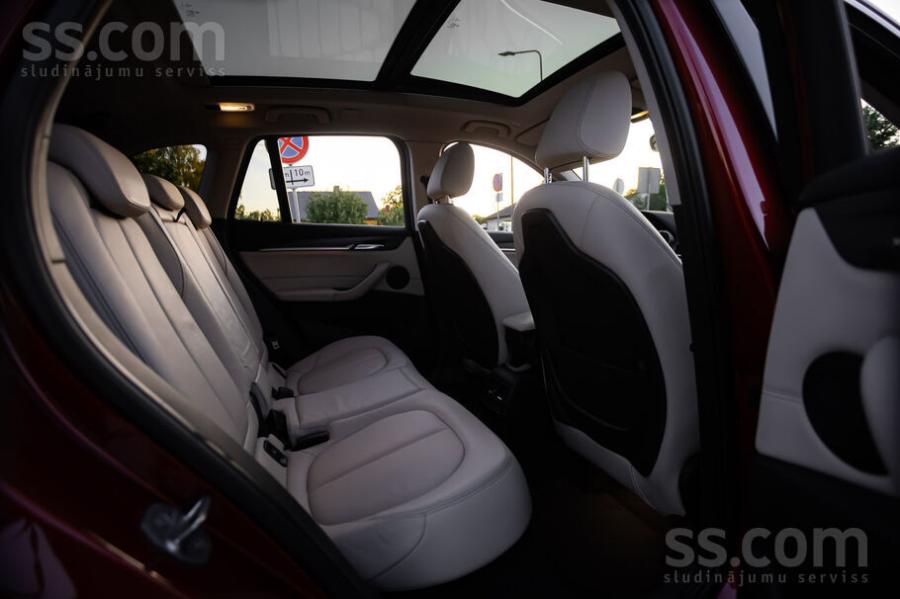 Orange BMW X1 2018 in Riga, with an engine capacity of 2.50 L and mileage of 0 thousand km for 17900 €, photo 10 on AUTOMOTO.COM.LV