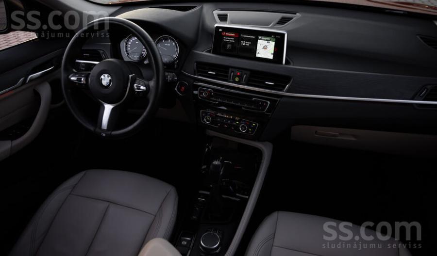 Orange BMW X1 2018 in Riga, with an engine capacity of 2.50 L and mileage of 0 thousand km for 17900 €, photo 11 on AUTOMOTO.COM.LV