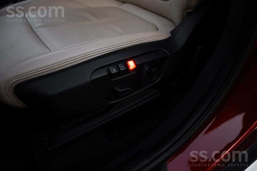 Orange BMW X1 2018 in Riga, with an engine capacity of 2.50 L and mileage of 0 thousand km for 17900 €, photo 16 on AUTOMOTO.COM.LV