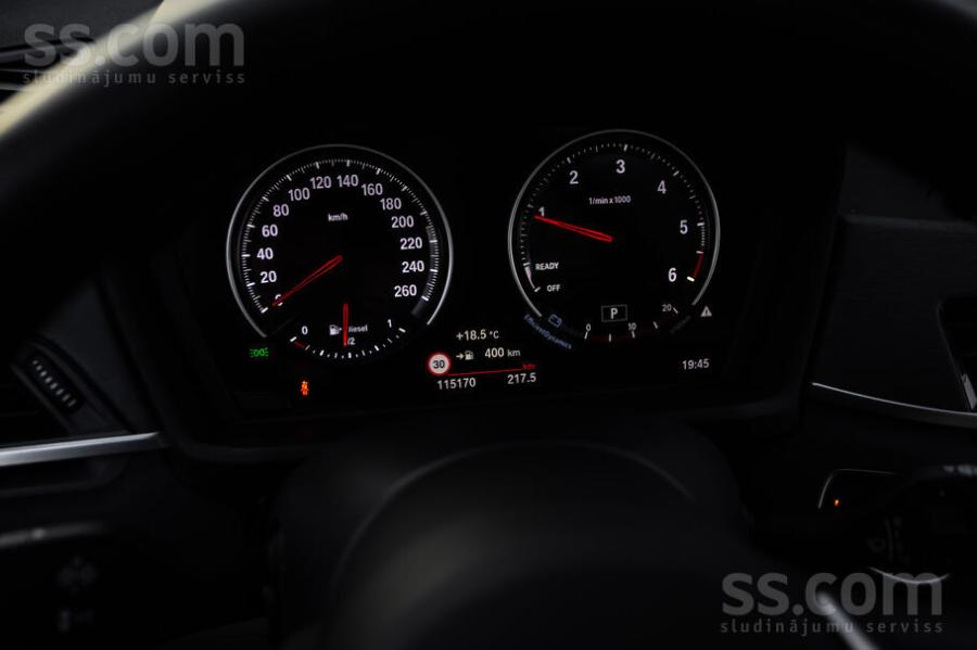 Orange BMW X1 2018 in Riga, with an engine capacity of 2.50 L and mileage of 0 thousand km for 17900 €, photo 27 on AUTOMOTO.COM.LV