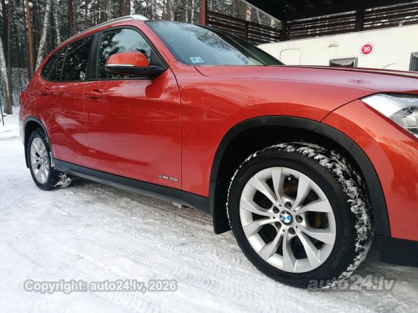 Orange BMW X1 0 in Riga, with an engine capacity of 2.00 L and mileage of 160 thousand km for 11000 €, photo 2 on AUTOMOTO.COM.LV