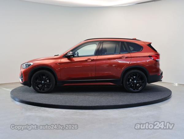 Oranžs BMW X1 2021 Tallina, ar dzinēja tilpumu 2.00 L un nobraukumu 46 tūkst. km par 25900 €, foto 2 vietnē AUTOMOTO.COM.LV