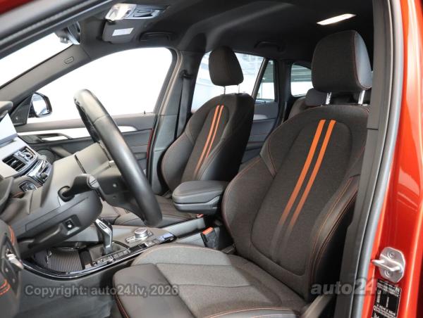 Oranžs BMW X1 2021 Tallina, ar dzinēja tilpumu 2.00 L un nobraukumu 46 tūkst. km par 25900 €, foto 4 vietnē AUTOMOTO.COM.LV