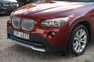 Red BMW X1 2010 in Liepaja, with an engine capacity of 2.00 L and mileage of 267 thousand km for 7500 €, photo 14 on AUTOMOTO.COM.LV