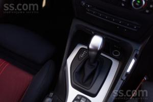 Red BMW X1 2010 in Liepaja, with an engine capacity of 2.00 L and mileage of 267 thousand km for 7500 €, photo 23 on AUTOMOTO.COM.LV