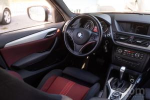 Red BMW X1 2010 in Liepaja, with an engine capacity of 2.00 L and mileage of 267 thousand km for 7500 €, photo 32 on AUTOMOTO.COM.LV