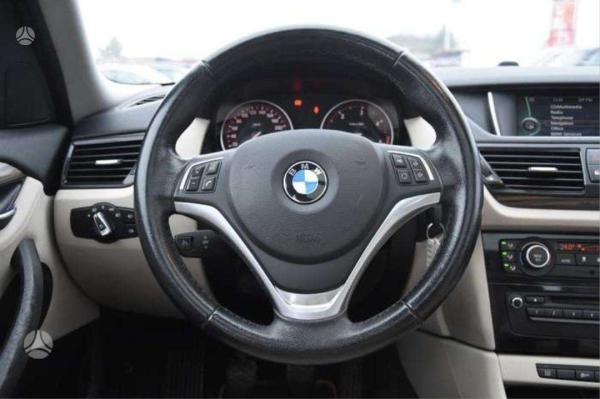 Sarkans BMW X1 2012 Tauragė, ar dzinēja tilpumu 2.00 L un nobraukumu 230 tūkst. km par 6900 €, foto 9 vietnē AUTOMOTO.COM.LV