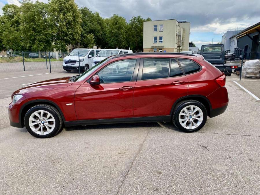 Sarkans BMW X1 2012 Šauļi, ar dzinēja tilpumu 2.00 L un nobraukumu 280 tūkst. km par 4650 €, foto 6 vietnē AUTOMOTO.COM.LV