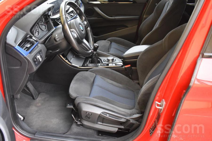 Red BMW X1 2016 in Talsi, with an engine capacity of 2.00 L and mileage of 270 thousand km for 13200 €, photo 11 on AUTOMOTO.COM.LV