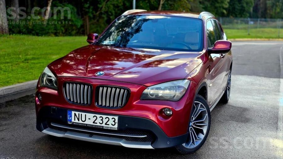 Red BMW X1 2011 in Riga, with an engine capacity of 2.00 L and mileage of 286 thousand km for 6500 €, photo 3 on AUTOMOTO.COM.LV