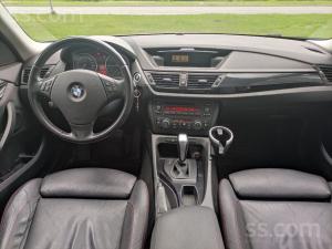 Violet BMW X1 2010 in Riga, with an engine capacity of 2.00 L and mileage of 283 thousand km for 7250 €, photo 8 on AUTOMOTO.COM.LV