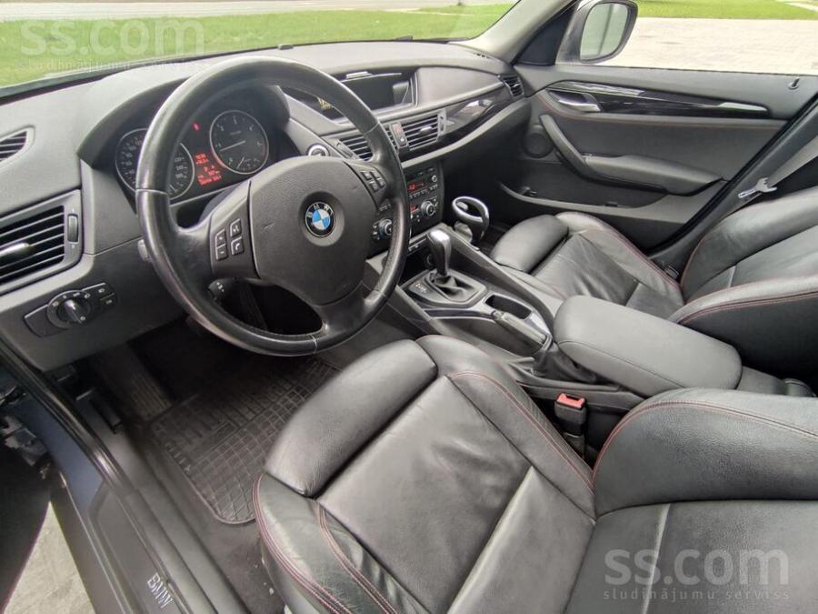 Violet BMW X1 2010 in Riga, with an engine capacity of 2.00 L and mileage of 283 thousand km for 7250 €, photo 9 on AUTOMOTO.COM.LV