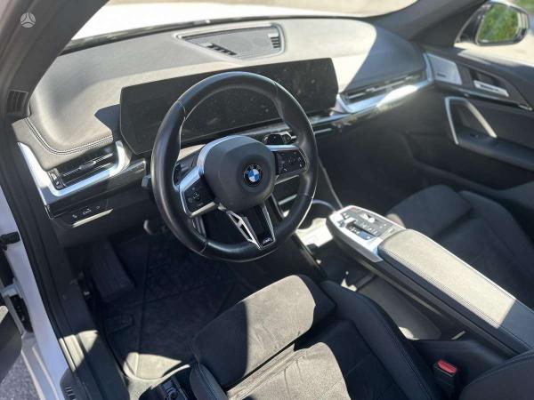 Balts BMW X1 2023 Viļņa, ar dzinēja tilpumu 1.50 L un nobraukumu 62 tūkst. km par 33500 €, foto 4 vietnē AUTOMOTO.COM.LV
